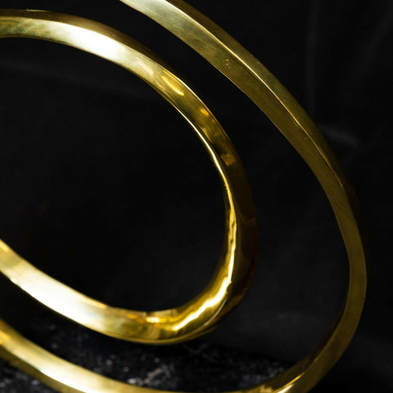 Bronze Infinity Round Sculpture– House of Isabella UK