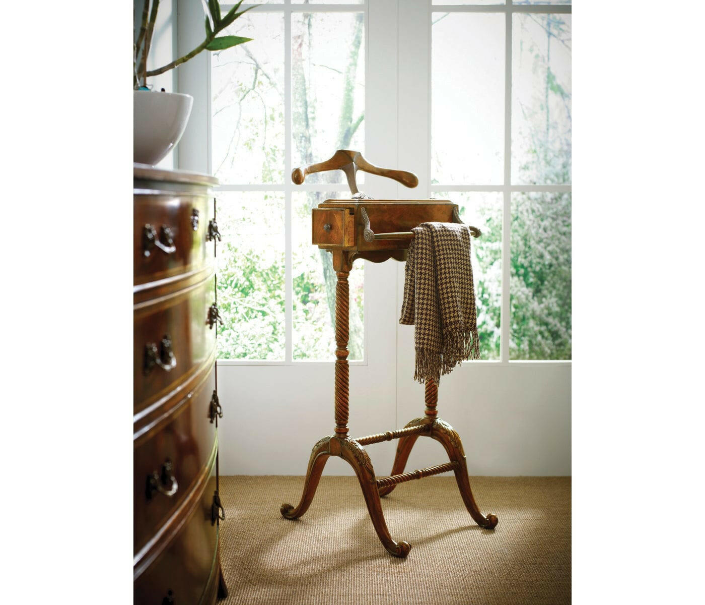 Georgian Wooden Suit Stand– House of Isabella UK